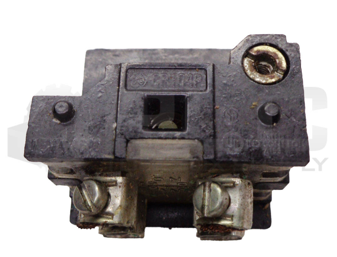 GENERAL ELECTRIC TWO POSITION PUSH BUTTON CR104PTY211 WITH ONE CR104P ...