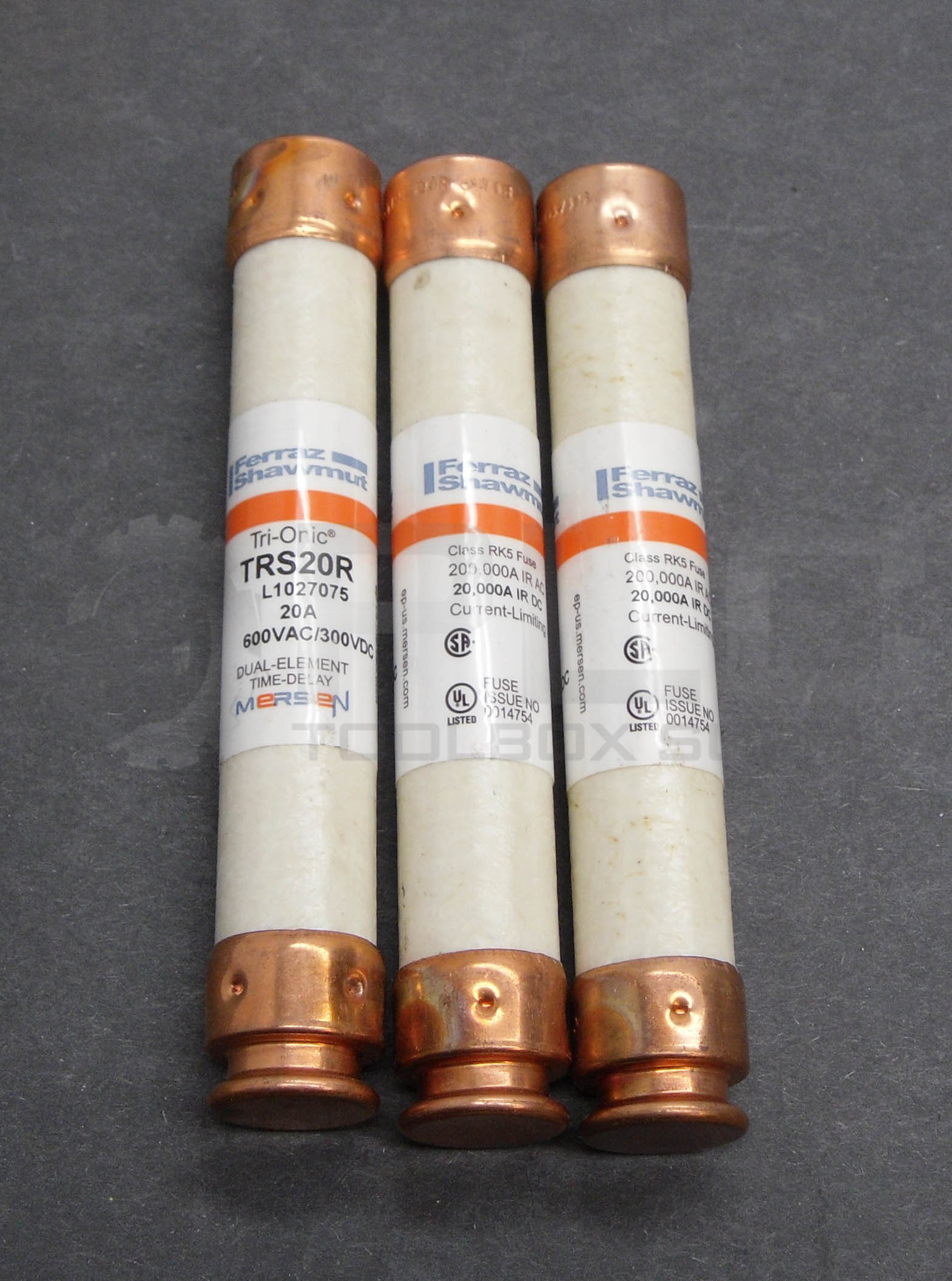 LOT OF 3 NEW FERRAZ SHAWMUT TRS20R TRI-ONIC FUSE 20A 600VAC 300VDC ...