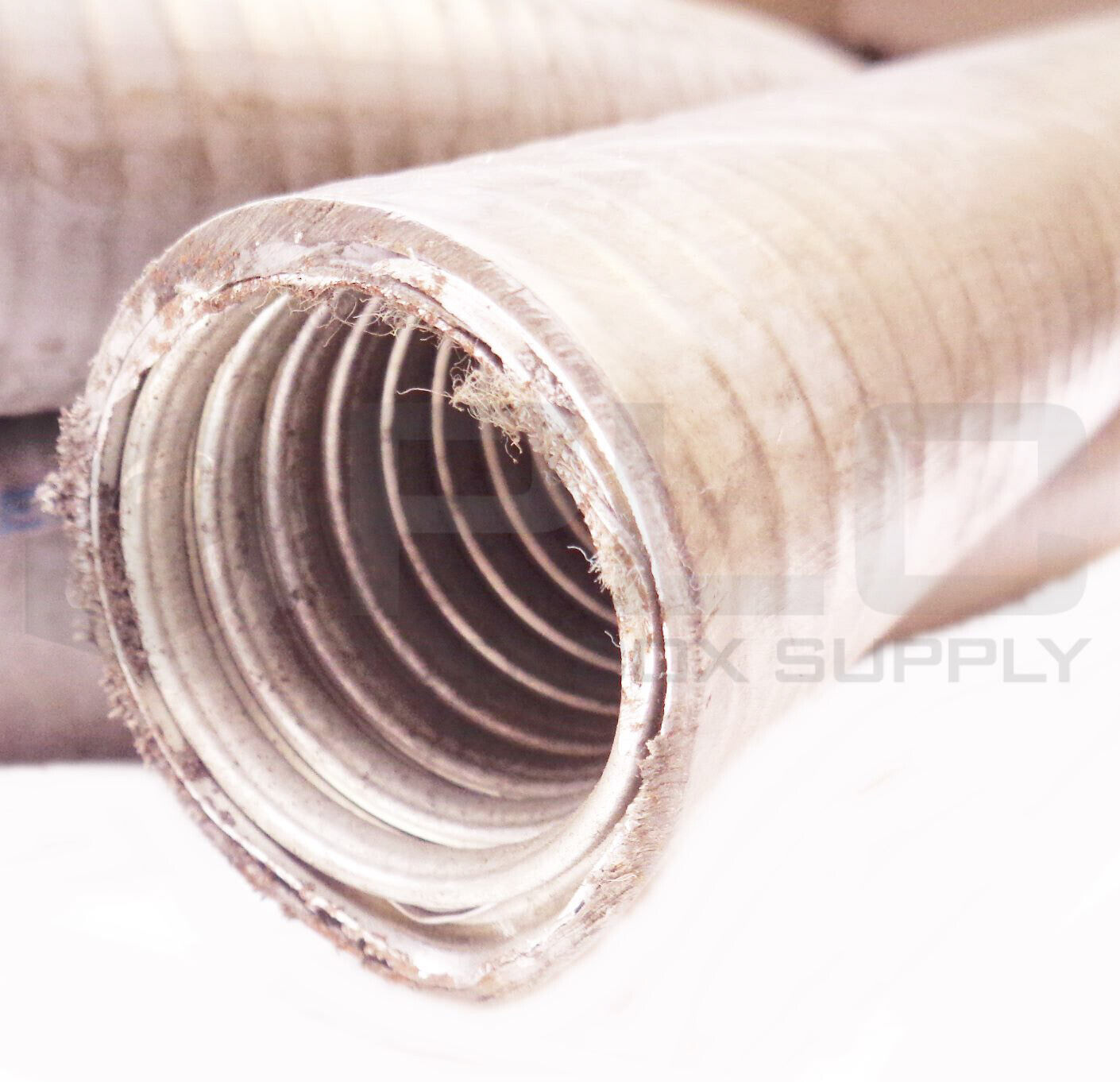 NEW LIQUATITE 2W482 LIQUID-TIGHT FLEXIBLE METAL CONDUIT APPROX 17 ...