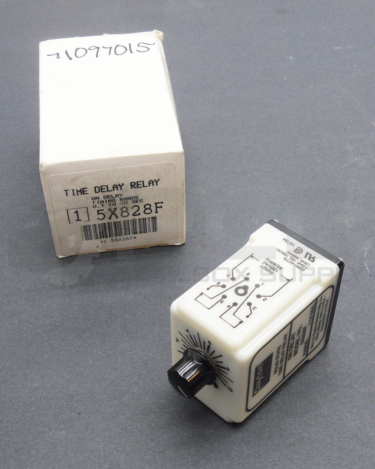 NEW DAYTON 5X828F SOLID STATE TIME DELAY RELAY .1-10SEC 120VAC 50/60HZ ...
