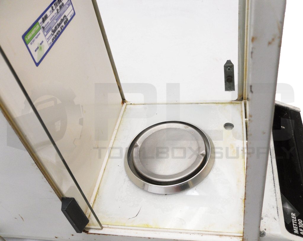 METTLER AE 100-S DIGITAL LAB BALANCE SCALE 240V 50-60HZ *POWERS ON ...