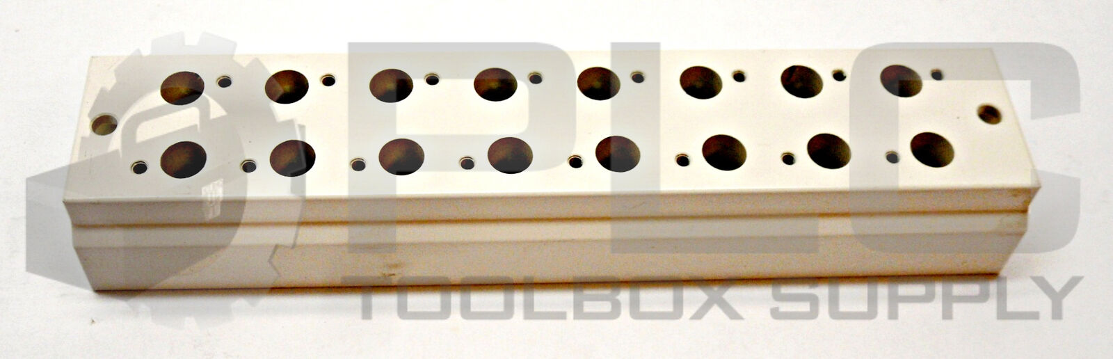 NEW AUTOMATION DIRECT AM-318 PNEUMATIC VALVE MANIFOLD 8 STATIONS AM318 ...