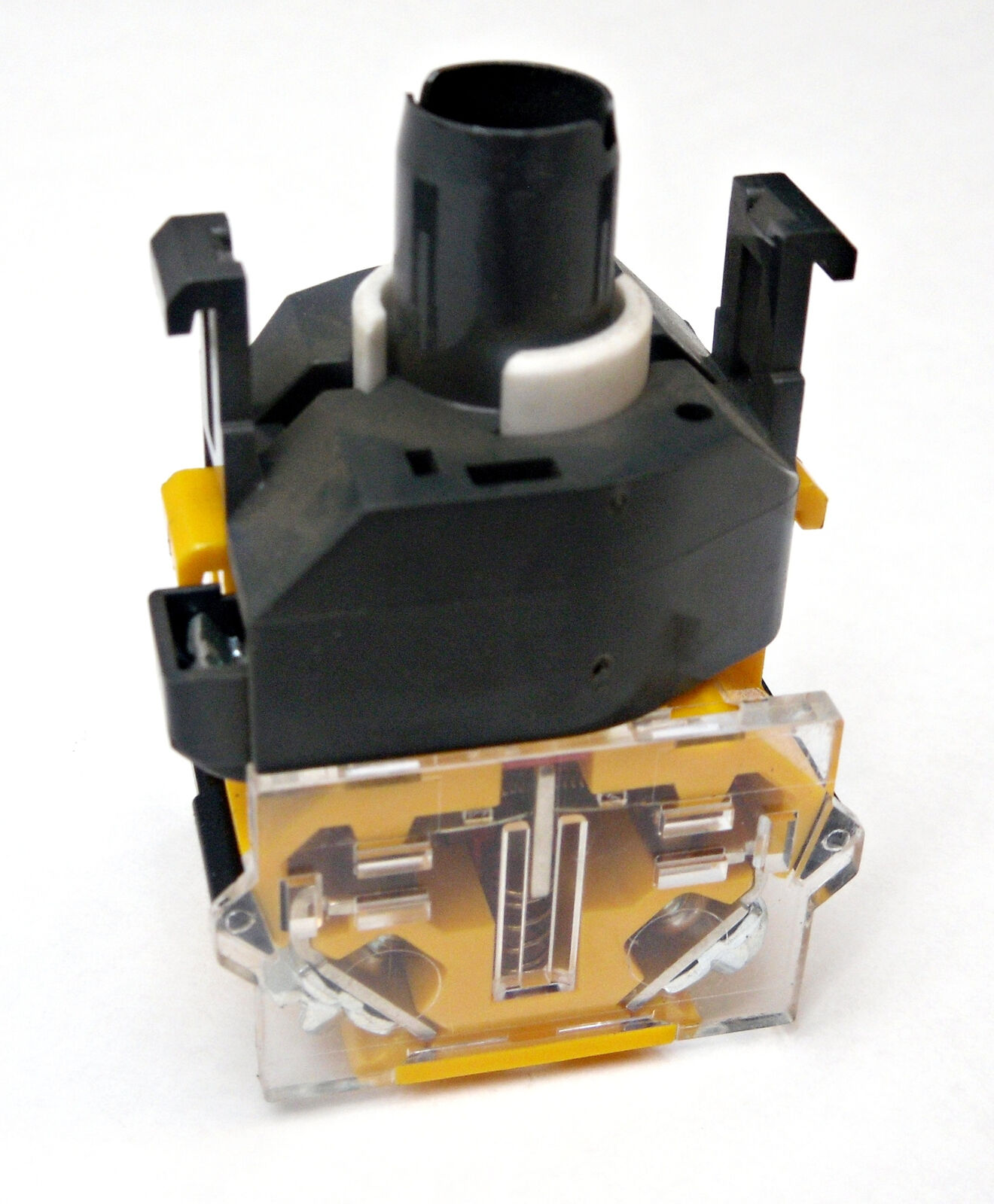 NEW EAO 704.900.4 SWITCHING ELEMENT W/ 704.950.0 LAMP SOCKET - PLC ...