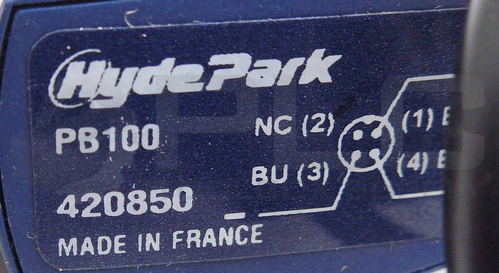 NEW HYDE PARK PB100 IN-LINE PUSHBUTTON SWITCH - PLC Toolbox Supply