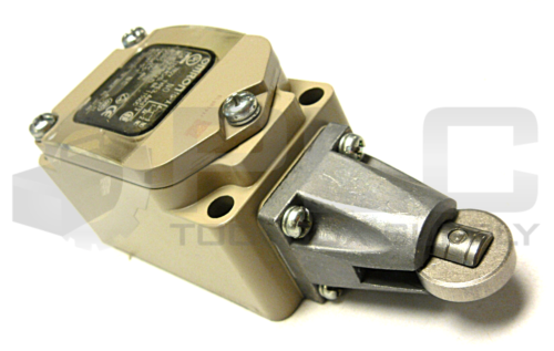 NEW OMRON WLD2-TSLD LIMIT SWITCH W/ ROLLER - PLC Toolbox Supply